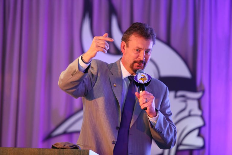 Alan Roach: Der Stadionsprecher der NFL Alan Roach im Interview